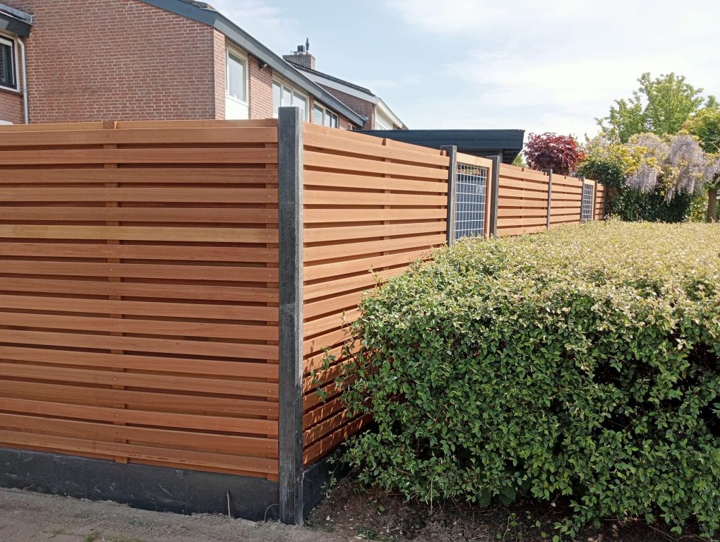 Tuinscherm Ayous Rhombus open | 37 planks | Geschaafd | Horizontaal ...